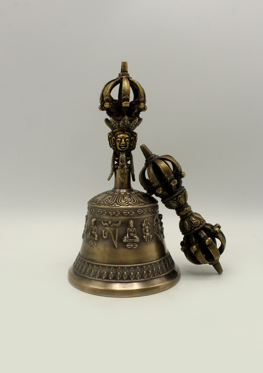 Eight Auspicious High Qualit Bell and Dorjee Large Set — NepaCrafts Product